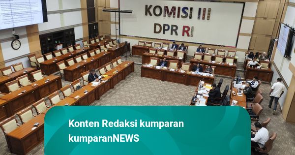 DPR Revisi Tatib, Bisa Ganti Ketua MK, MA, dan KPK di Tengah Jalan? | kumparan.com